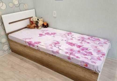 Кровать односпальная с матрасом Наоми
