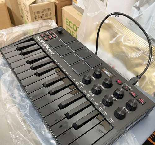 Midi клавиатура akai mpk mini 3