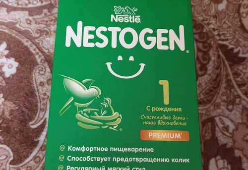 Молочная смесь Нестожен 600 г