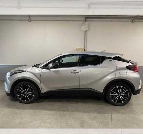 В разборе Toyota C-HR