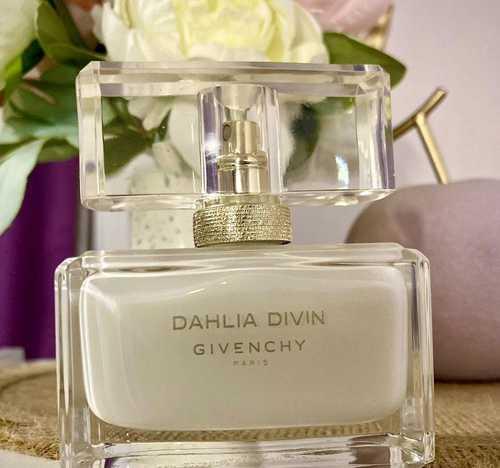 Givenchy Dahlia Divin/живанши