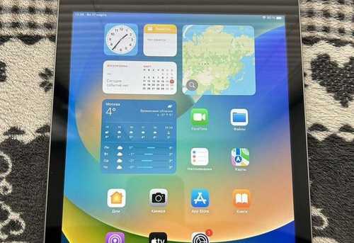 Apple iPad 5 поколения 2017 32Gb WiFi A1822