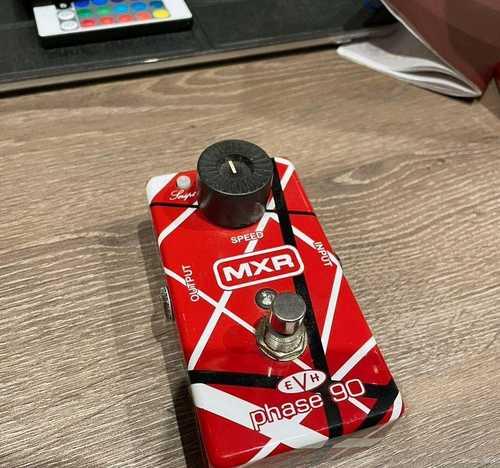 Гитарная педаль Фейзер MXR Evh Phase 90