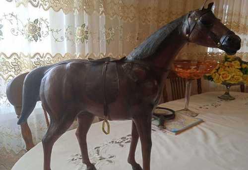 Конь кожаный