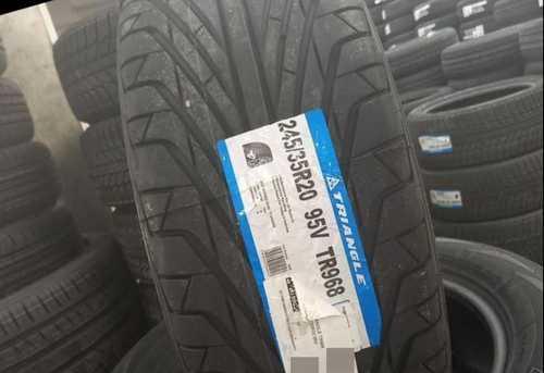 Triangle TR968 245/35 R20 95V