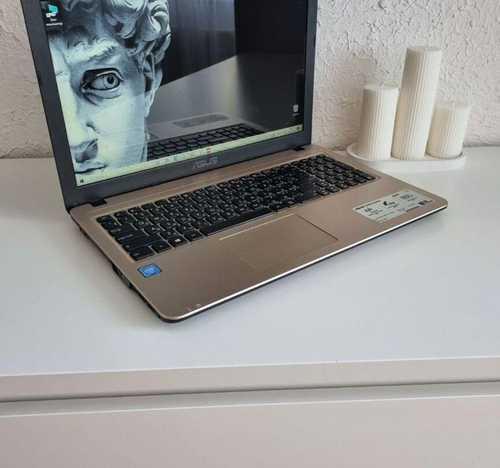 Надёжный ноутбук Asus X540S на SSD 240 Гб