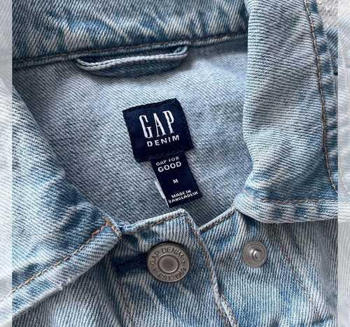 Джинсовая куртка GAP 8-9лет