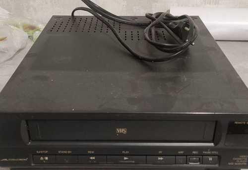 VHS видеомагнитофон и dvd player