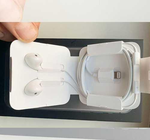 Наушники apple earpods lightning