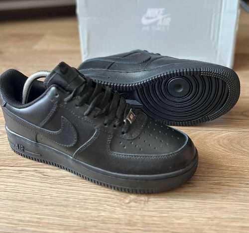 Nike air force 1 black