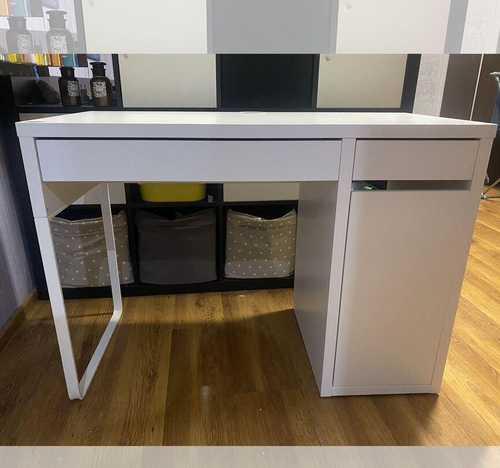 Письменный стол IKEA белый
