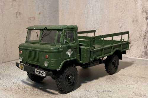 Модель Газ-66 Шишига 1:35 Ручная сборка