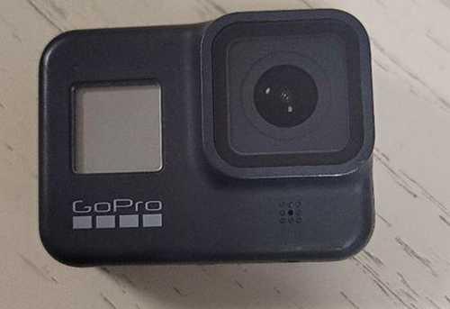 Камера GoPro Hero 8 + аксессуары