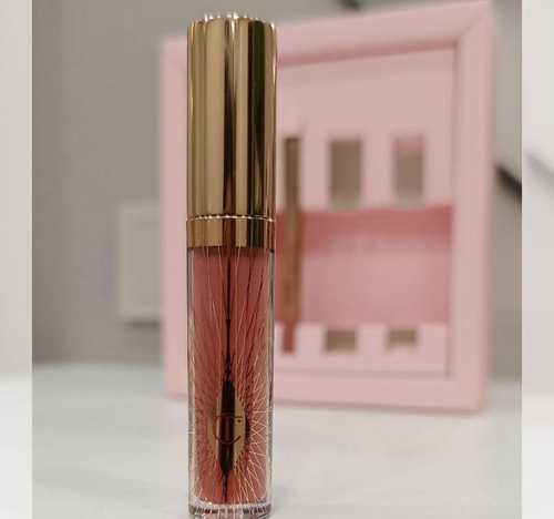 Charlotte tilbury блеск коллаген