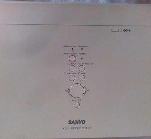 Проектор Sanyo PLC-XU106 яркий с новой лампой