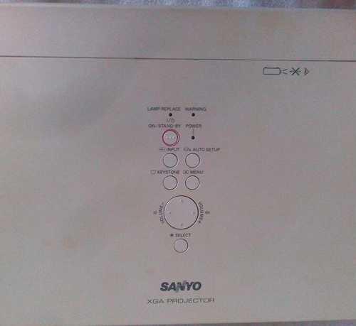 Проектор Sanyo PLC-XU106 яркий с новой лампой