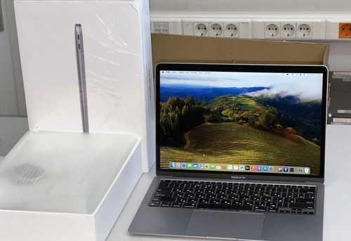 MacBook Air 13 M1 в отличном состоянии