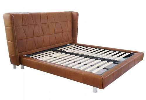 Двуспальная кровать деревянный каркас