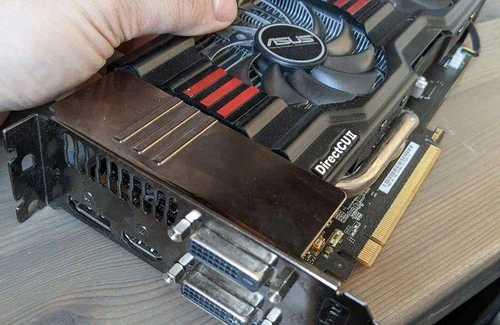 Asus GeForce GTX 670 DirectCU II 2GB gddr5