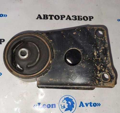 Опора двигателя передняя Nissan Cefiro A32 VQ25