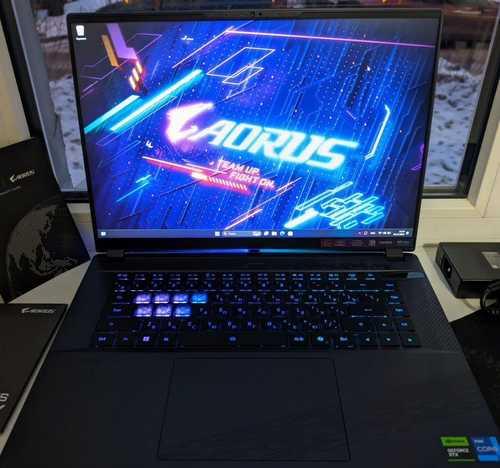 Игровой Ноутбук Gigabyte Aorus 16X / RTX 4070