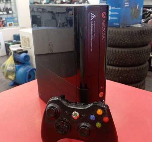 Игровая приставка Microsoft Xbox 360