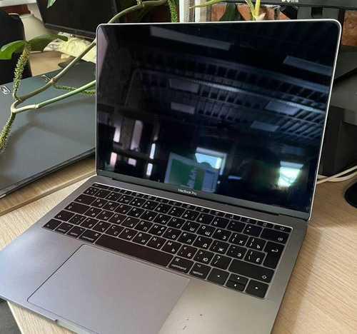 Apple MacBook Pro 13