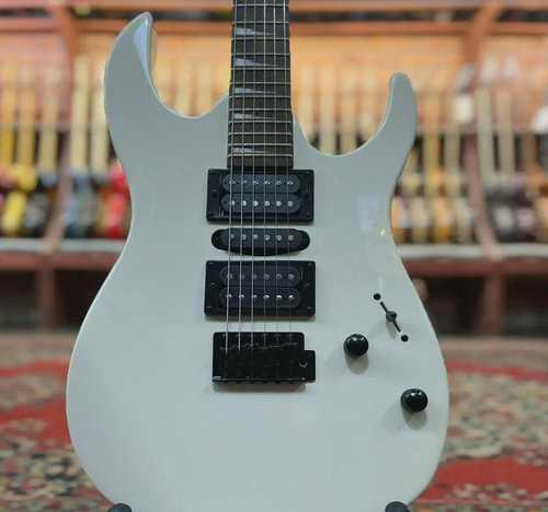 Электрогитара DeMarco dmseib370 Superstrat HSH White