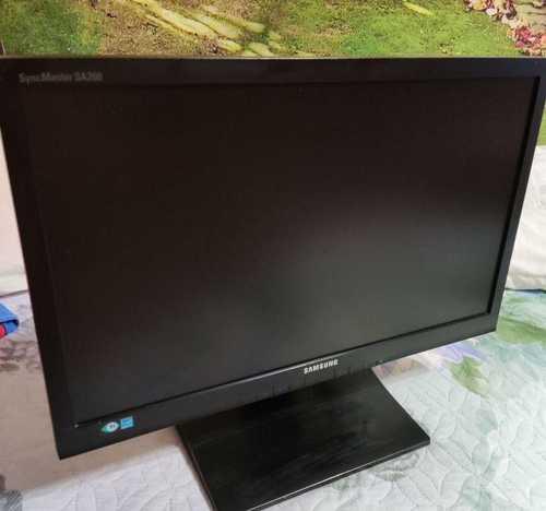 Монитор Samsung SyncMaster S22A200B 21'5 диагональ