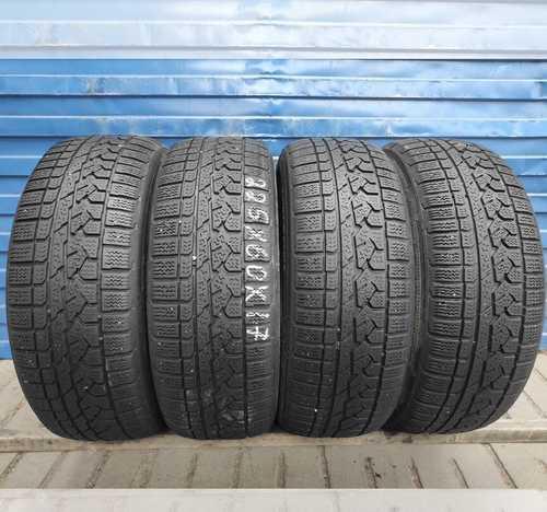 Kumho I'Zen RV Asymmetric 225/60 R17 99V