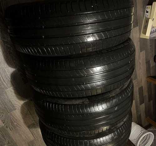 Michelin Primacy 3 215/60 R17 110R