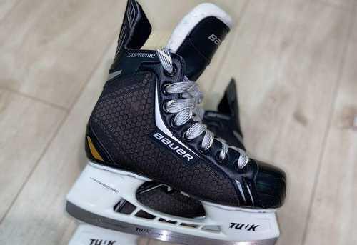 Коньки bauer supreme pro (стелька 22,1 см)