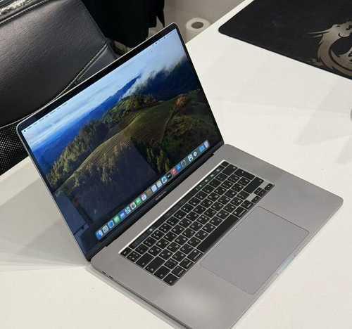 Macbook pro 16 2019 i7 16 512 / 4 цикла акб