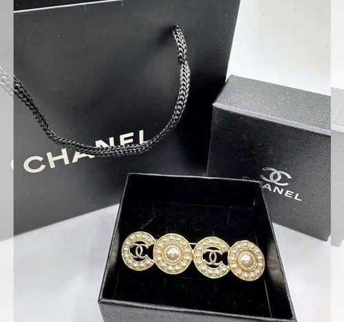 Брошь женская Chanel