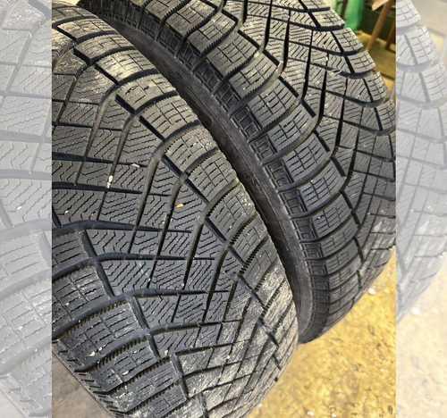 Pirelli Ice Zero FR 225/60 R17