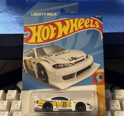 Hot wheels nissan silvia s15