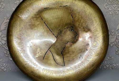 Тарелка настенная Нефертити (латунь)