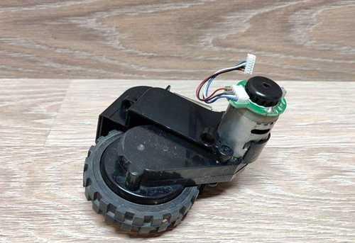 Левое колесо для робота-пылесоса Tefal RG6825WH