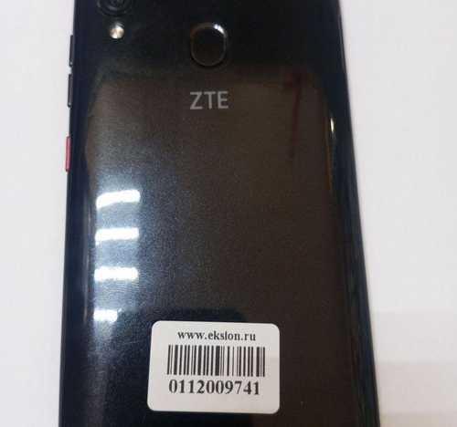 ZTE Blade V10 Vita, 2/32 ГБ