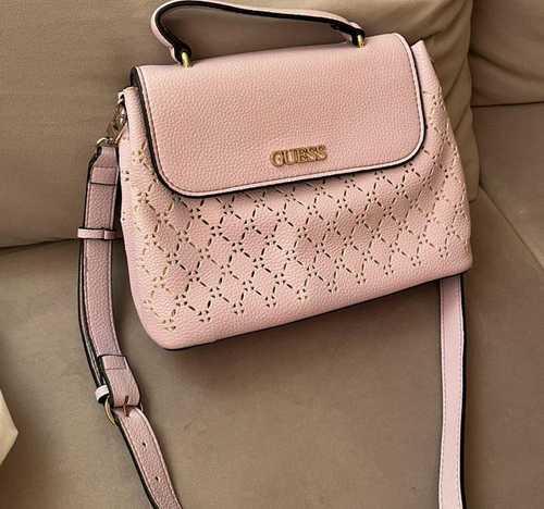 Сиреневая сумка guess