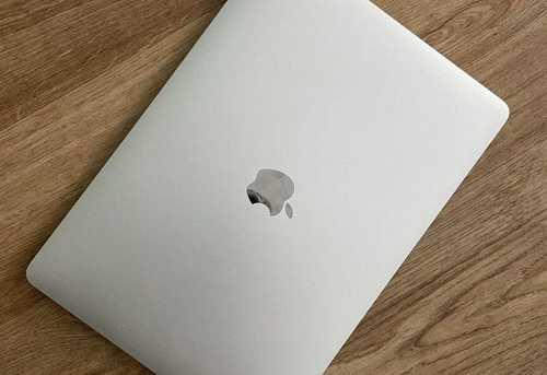 Macbook Pro 13 2020 i5 16gb 512