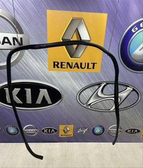 Уплотнитель резинка проема двери Hyundai solaris Л