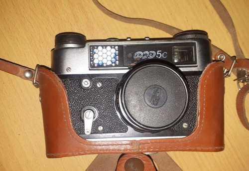 Плёночный фотоаппарат фэд 5с