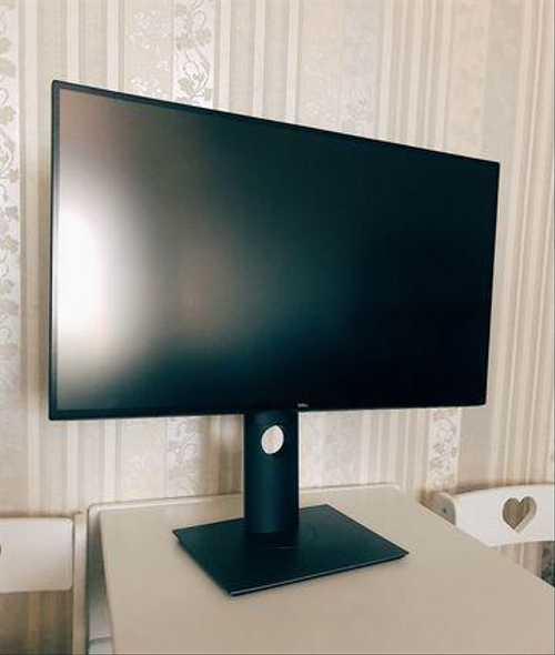 Монитор dell UltraSharp U2520D