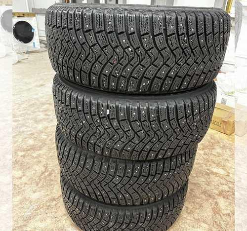 Michelin Latitude X-Ice North 2 235/55 R19