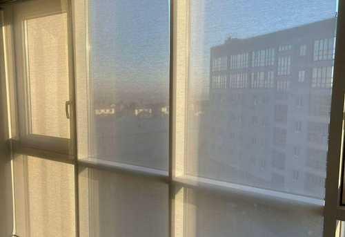 Рулонная блэкаут штора IKEA на окно