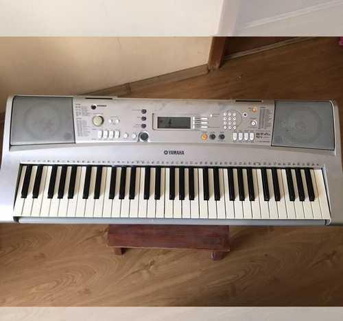 Синтезатор yamaha PSR E303