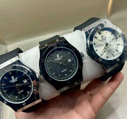 Наручные часы hublot