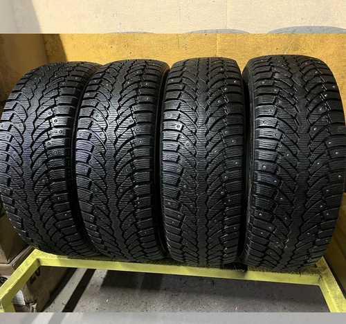 Pirelli Formula Ice 225/60 R17