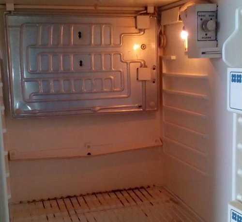 Холодильник Рабочи. Бирюса-16